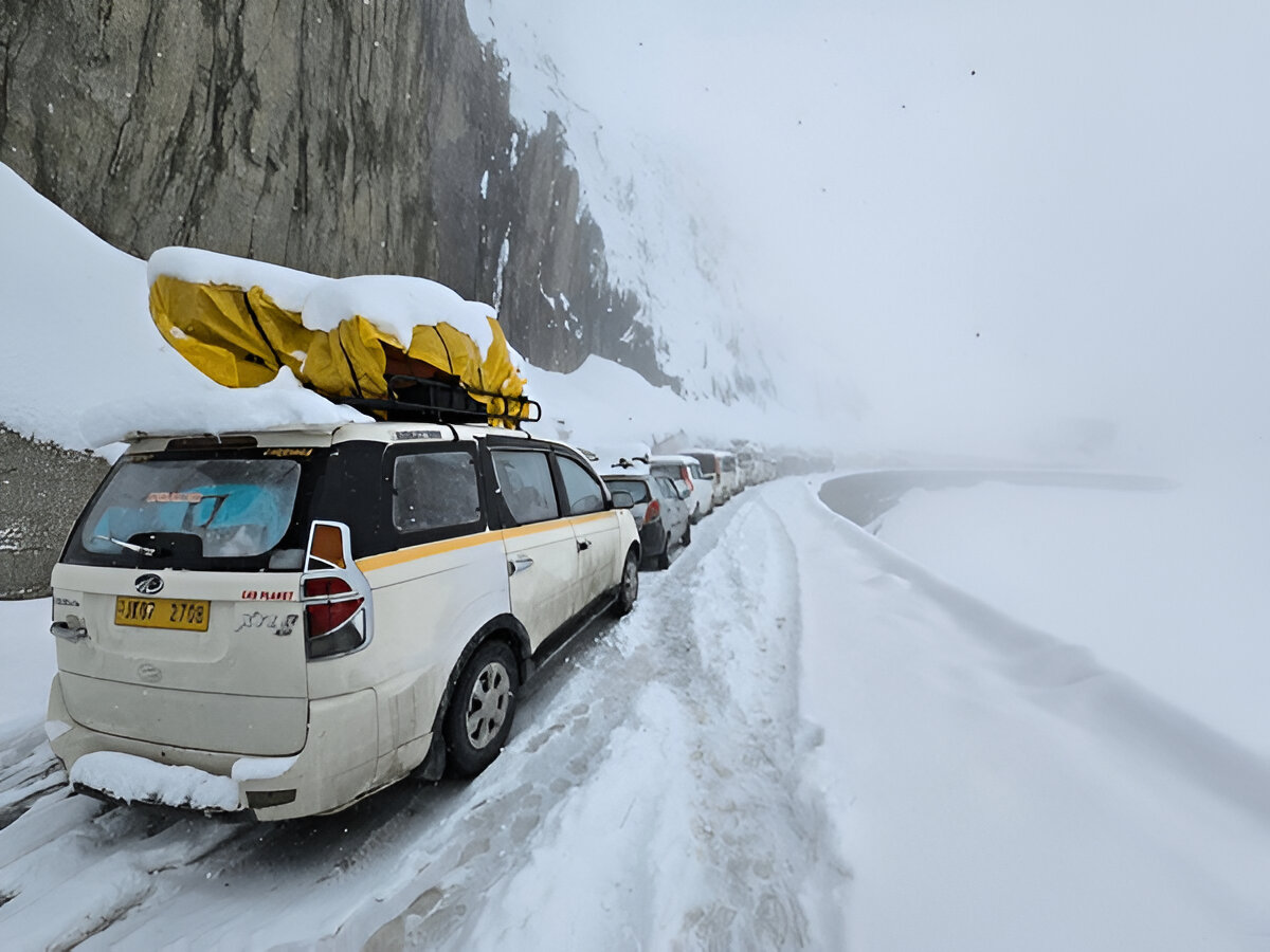 A Winter Escape to Gogaldara, Breng Valley, and Dras – A Sibling ...