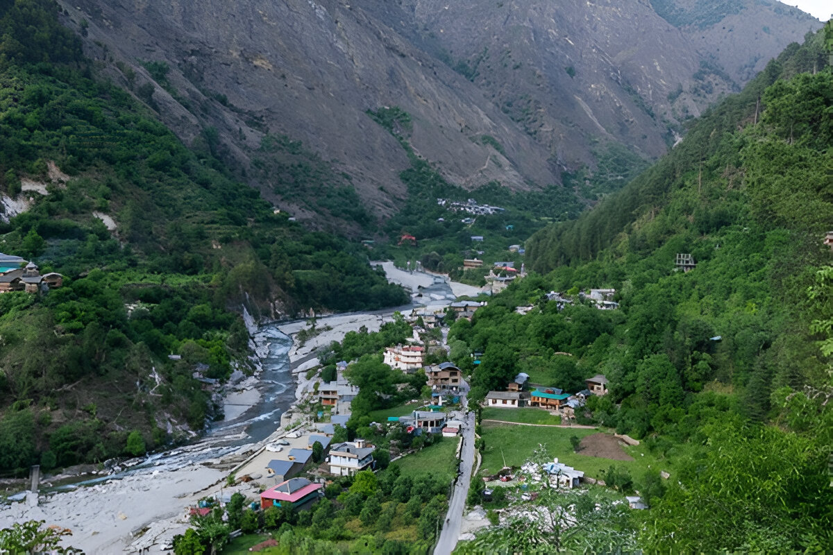 Exploring the Hidden Gem of Tirthan Valley, Himachal Pradesh - Nexgo